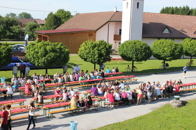 Hubers Landhendl - Thema auf meinbezirk.at