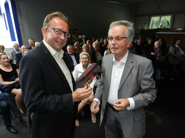 Präsidenten-Übergabe im Lionsclub Perg: Wolfgang Kastler folgt Helmut ...