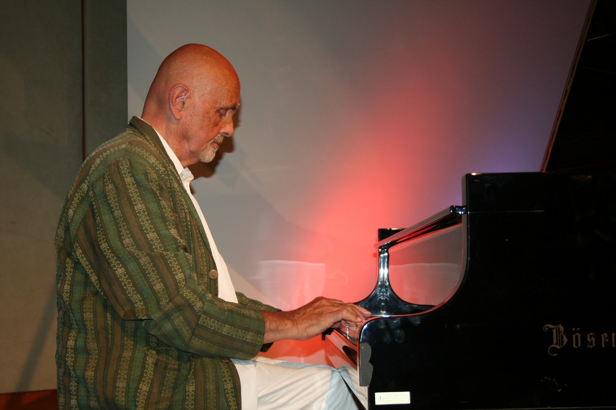 Kulturpreis für Hans Joachim Roedelius - Baden