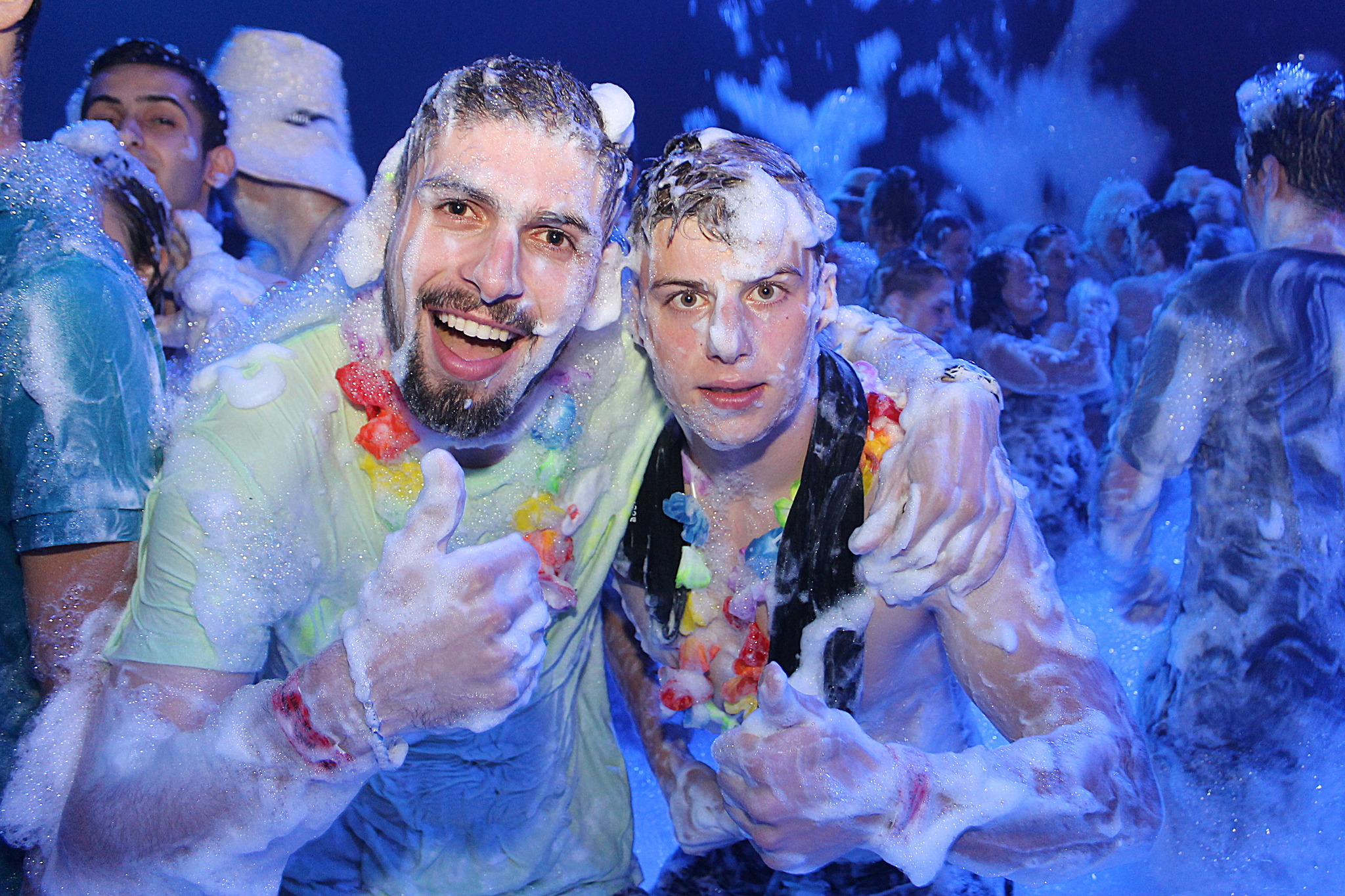 EUROPAS GRÖSSTE SCHAUMPARTY - Innsbruck