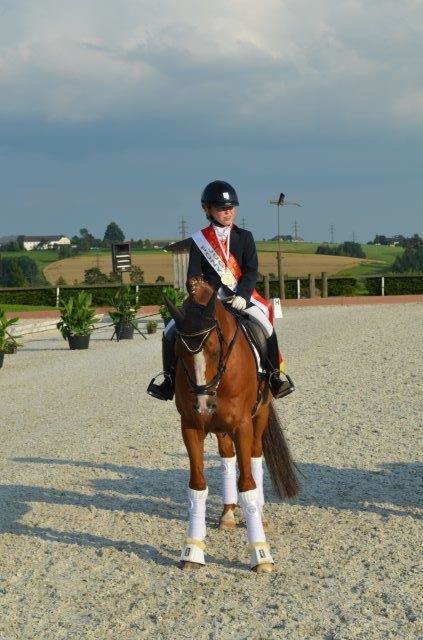 Erfolg im Dressurreiten für den Pferdesportclub Dornleiten - Kirchdorf