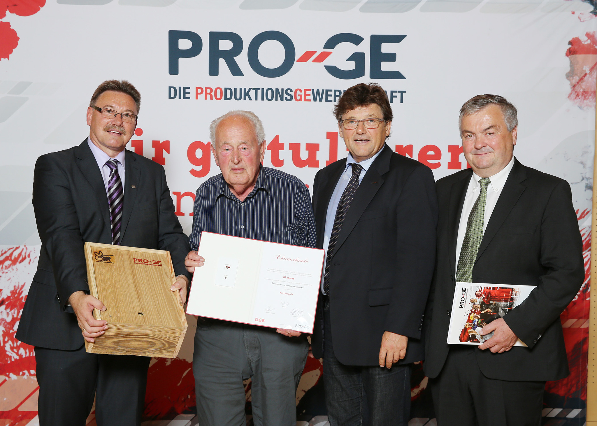 PRO-GE Steyr ehrt 258 Mitglieder - Steyr & Steyr Land