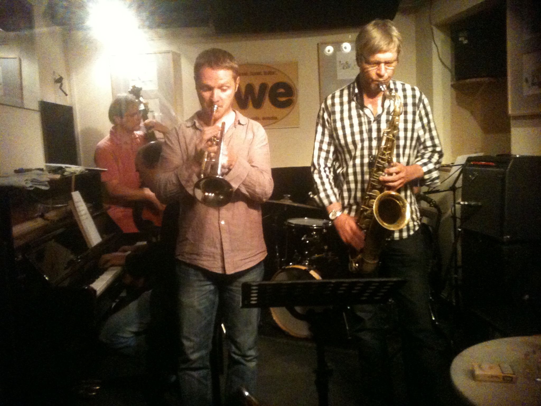 Heute @ ZWE LETS GROOVE JAZZ Jamsession Daniel Nösig trumpet Thomas ...