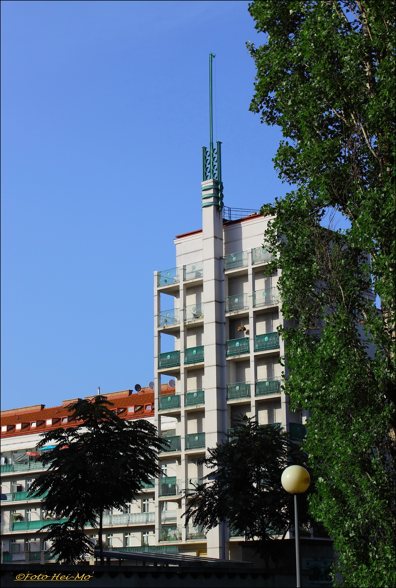 Gemeindebau am Friedrich-Engels-Platz in der Brigittenau - Brigittenau