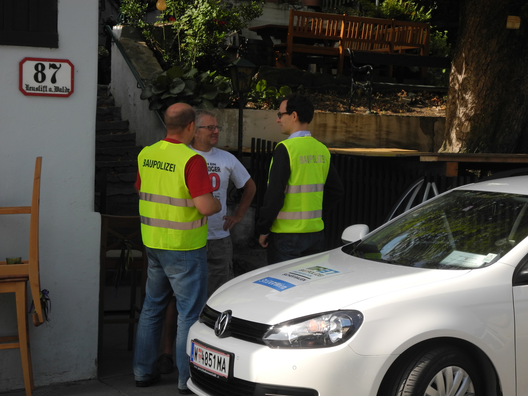 In Neustift am Walde wacht die Baupolizei - Döbling