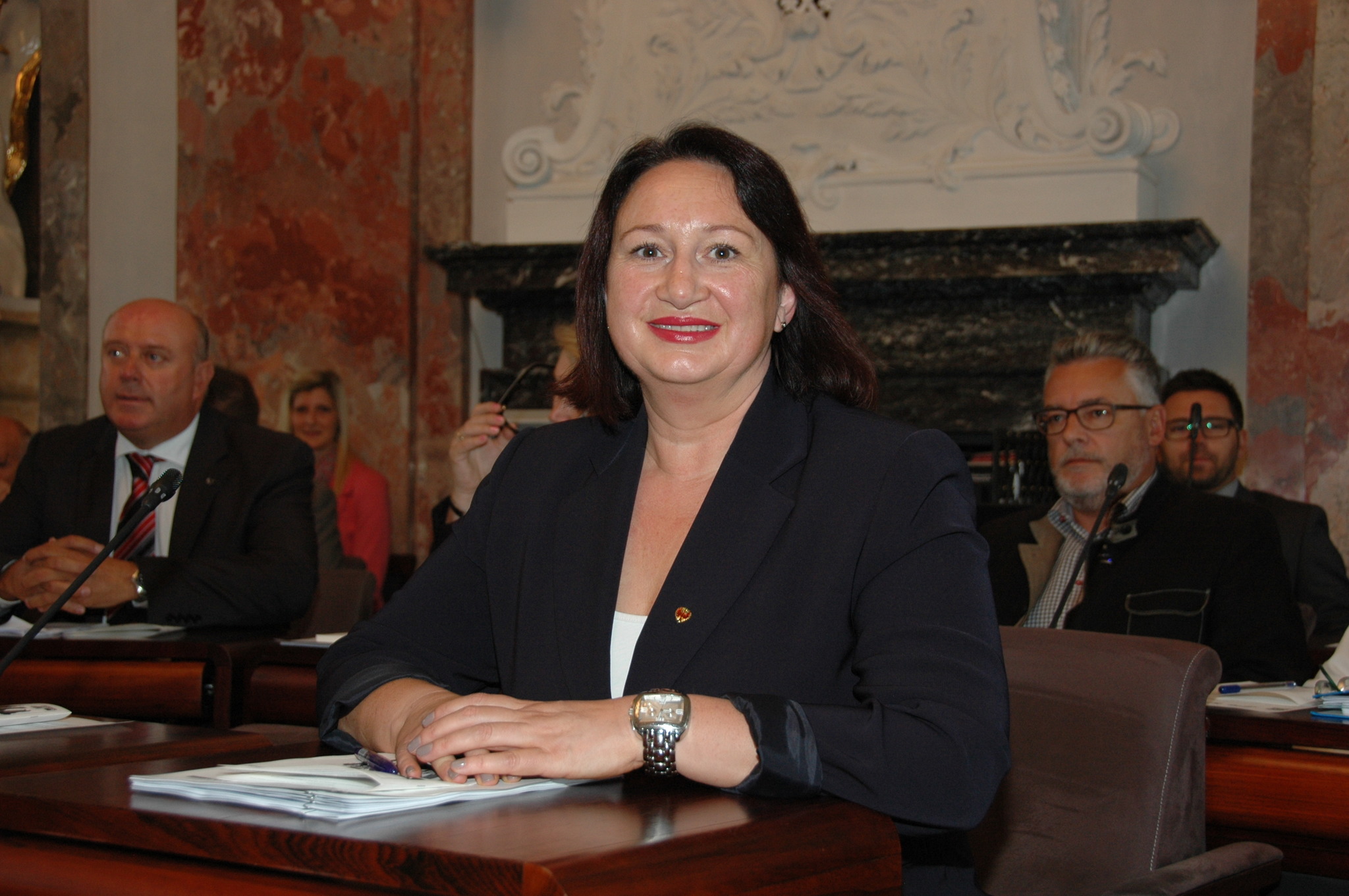 Erster Landtagseinsatz für Barbara Trenkwalder aus Zams - Landeck