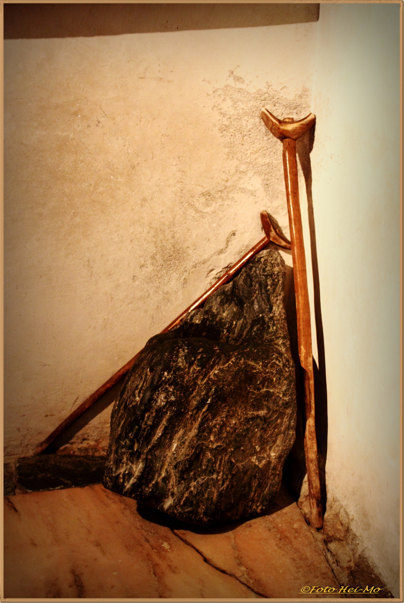 Für Christine Stocker - der Hemmastein (Hemmastuhl) im Dom zu Gurk - St ...