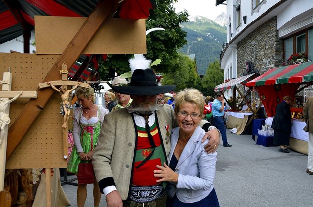 Altes Handwerk Tirol und schöne Frauen in Seefeld - Telfs