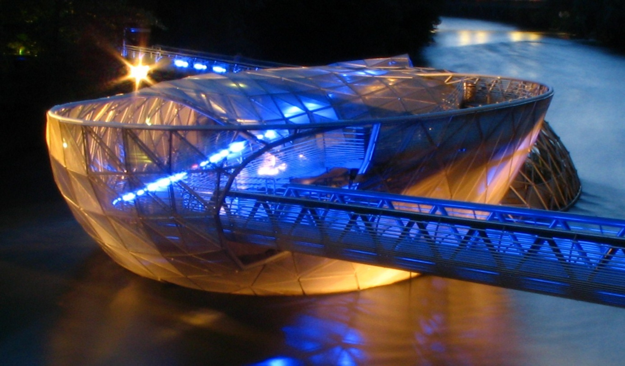 Murinsel: Hörmuschel in fremde Kulturen - Graz