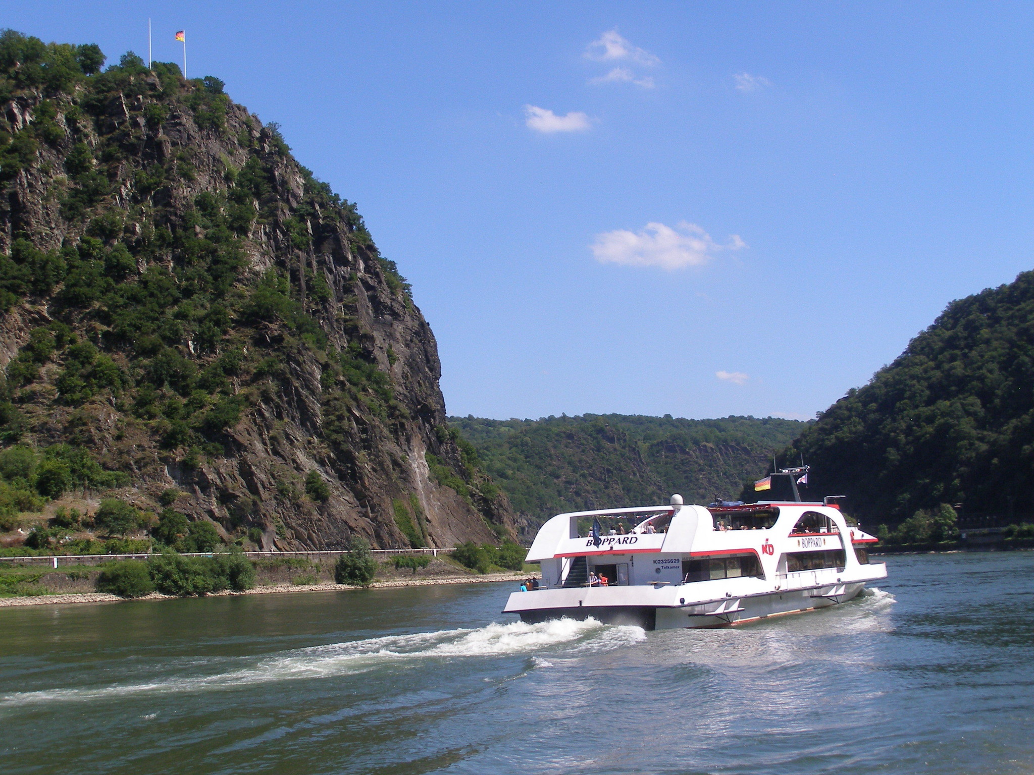 Schifffahrt am Rhein - Feldkirchen