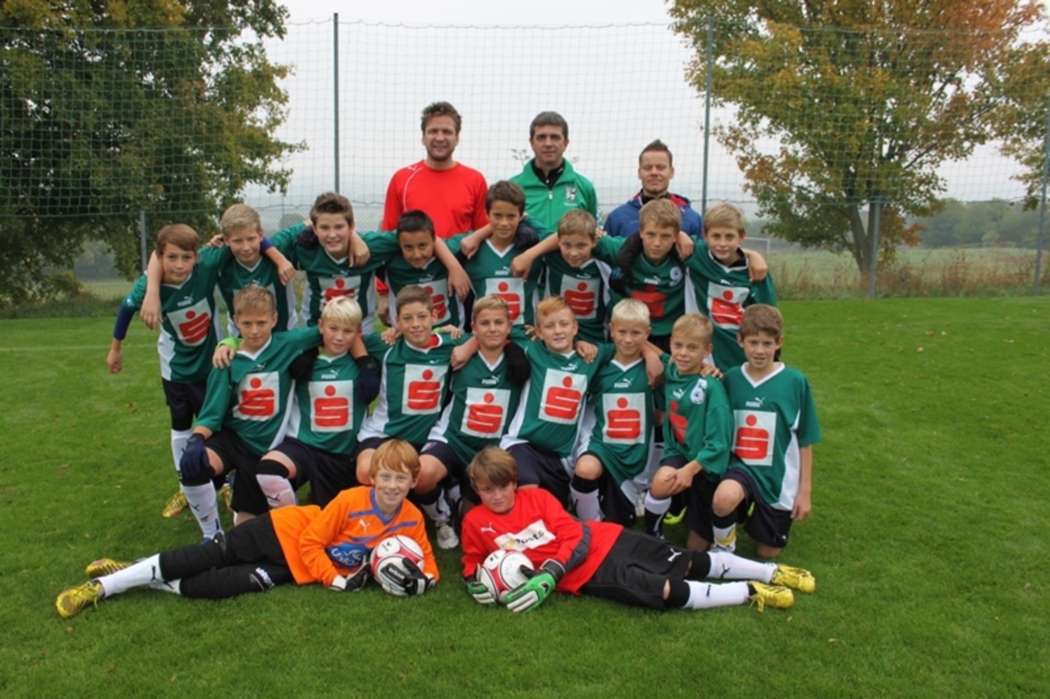 Fußballer der SMS Schubertviertel leben eine Woche wie Fußballprofis - Enns