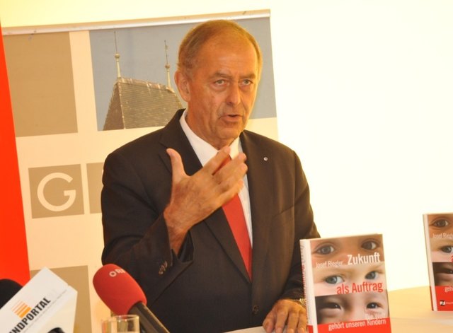 Vizekanzler a.D. Josef Riegler: Zum 75er ein neues Buch - Graz