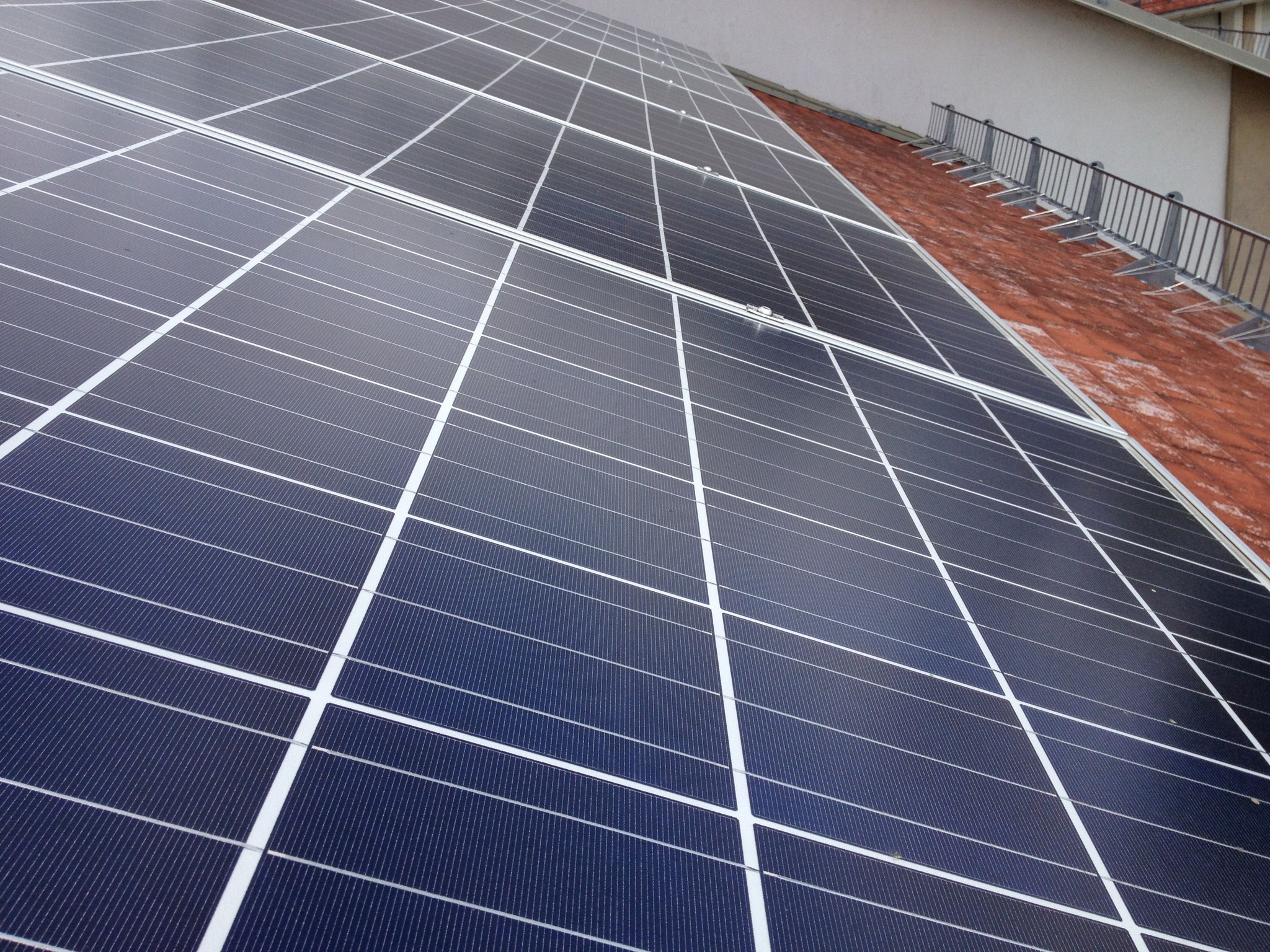 Erste PV-Anlage der Energiegenossenschaft montiert - Rohrbach