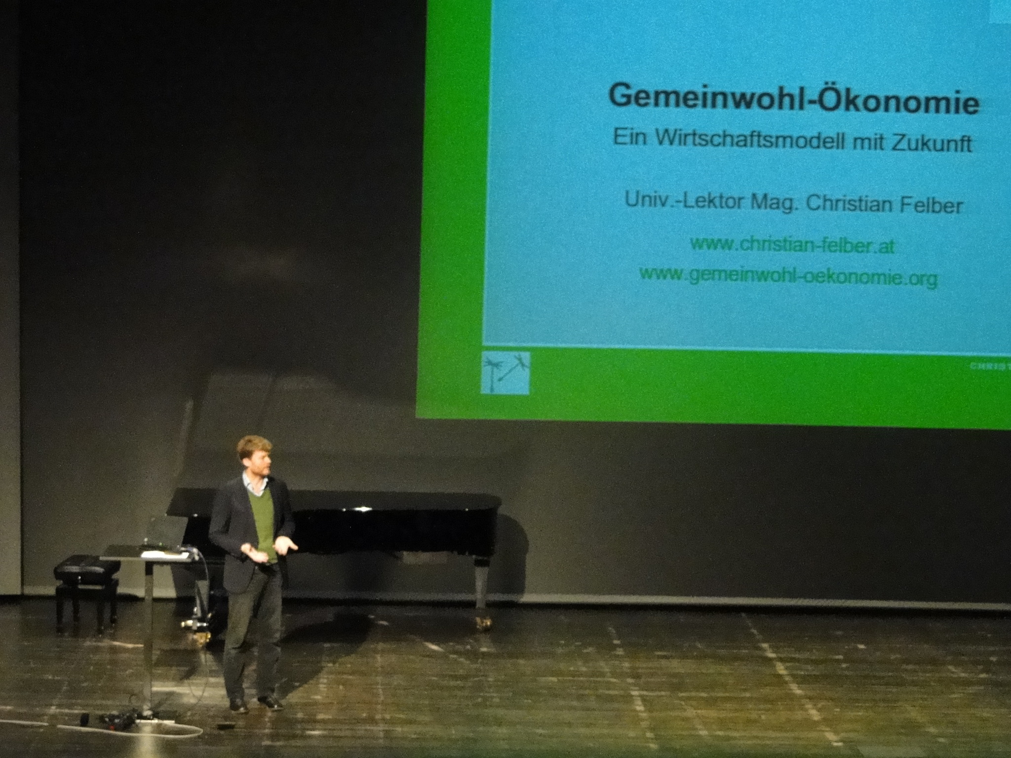„Die Gemeinwohlökonomie“: Christian Felber war zu Gast im Kunsthaus ...