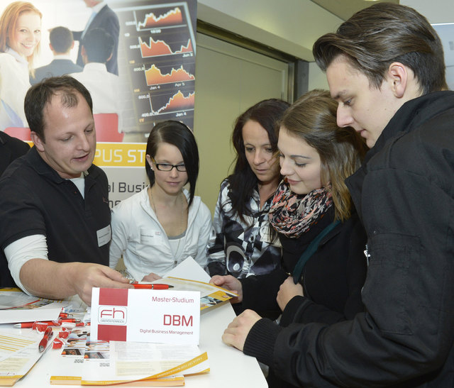 FH informiert über Master-Studien - Steyr & Steyr Land