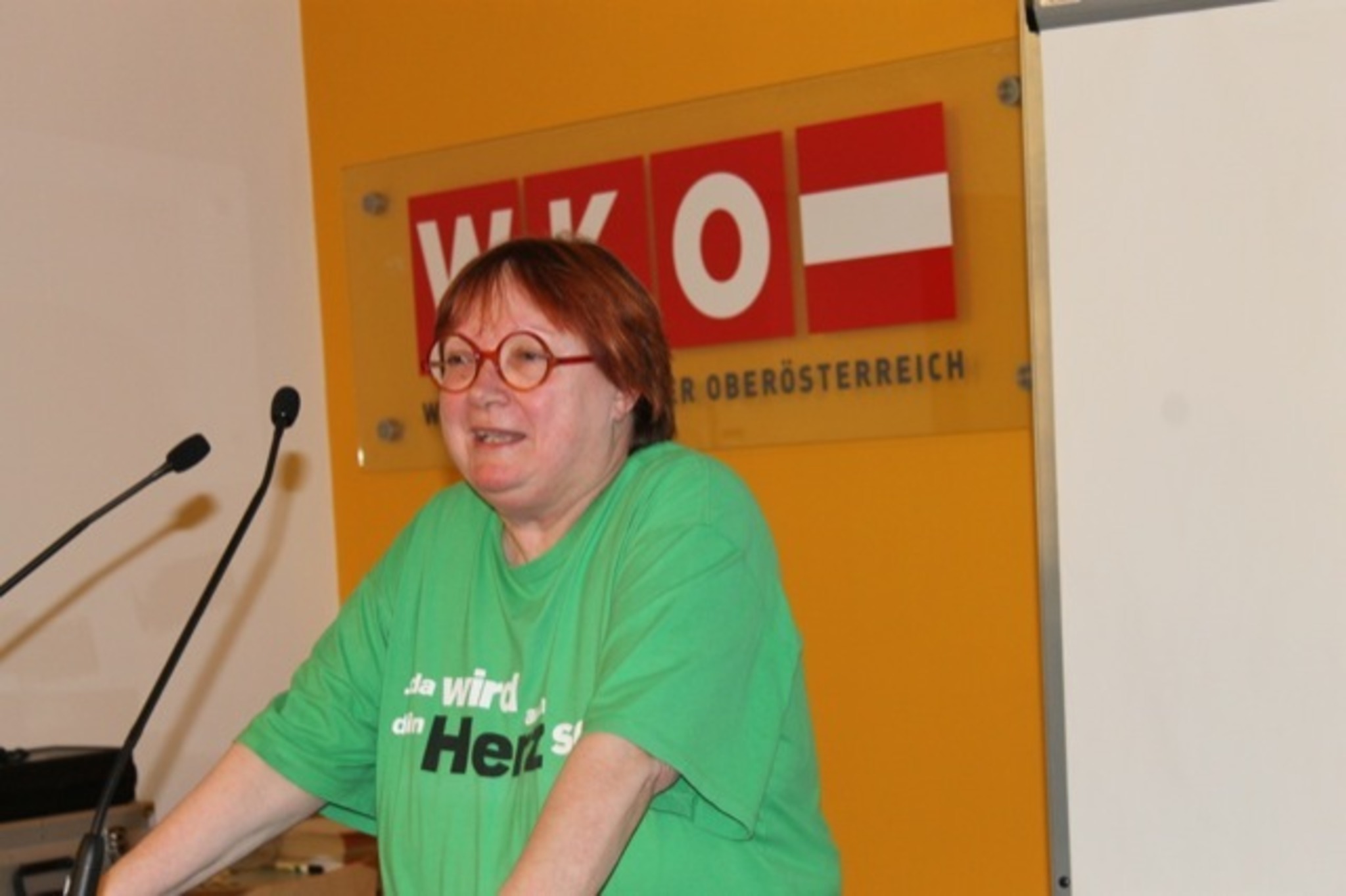 "Frauenherzen schlagen für Andere" - Steyr & Steyr Land