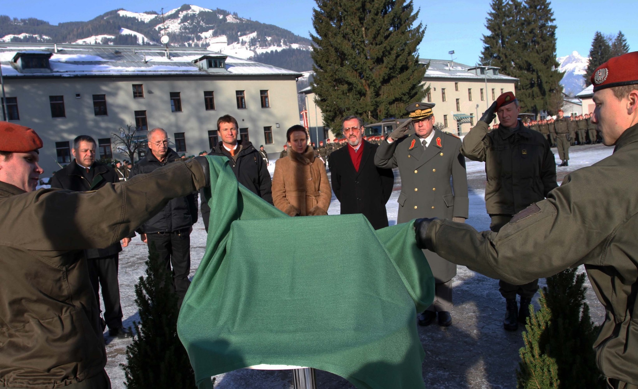 Gedenktafelenthüllung in der Krobatin-Kaserne - Lungau