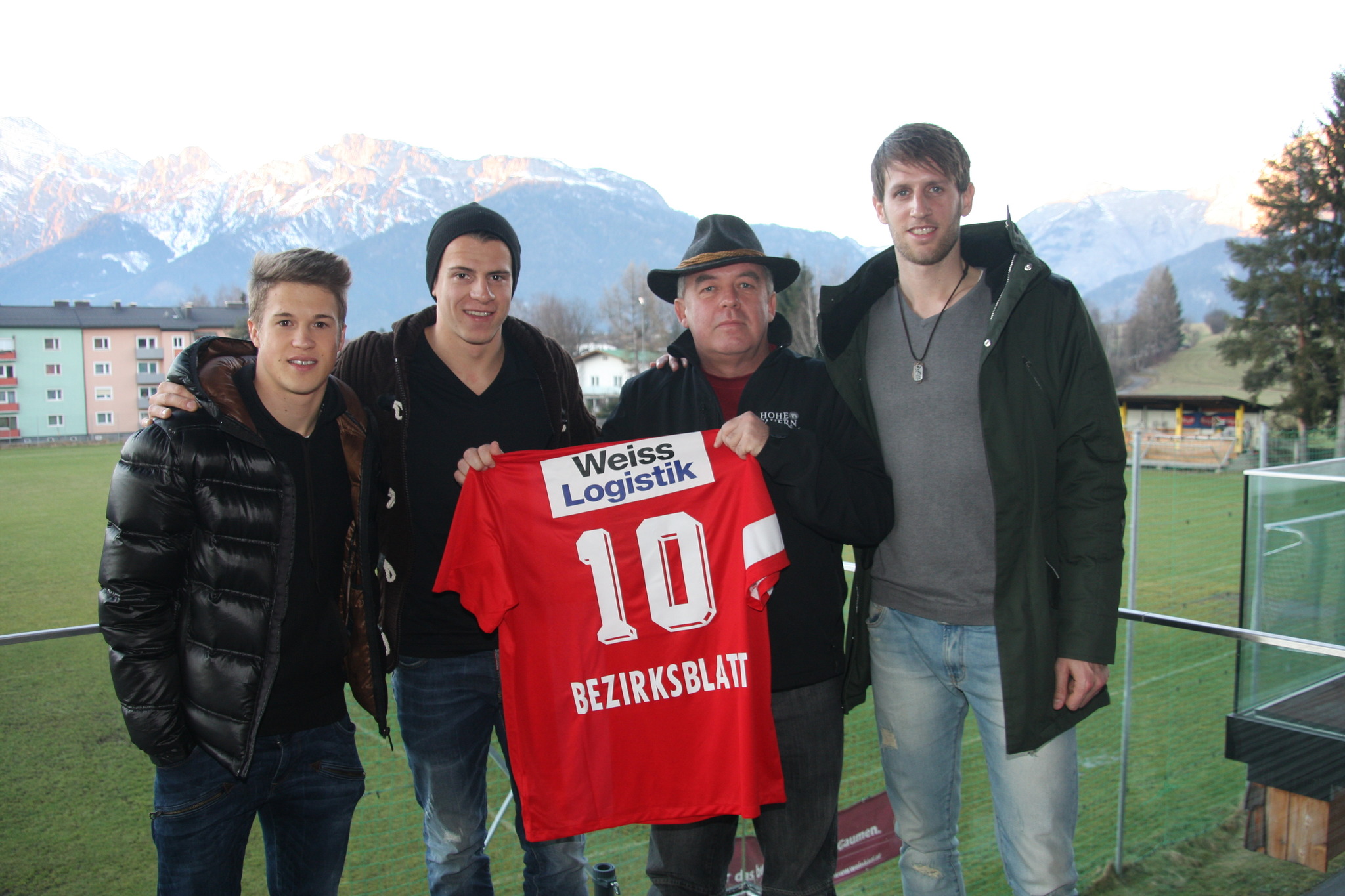 Fußball: Pinzgauer Profis auf Heimaturlaub in Saalfelden - Pinzgau