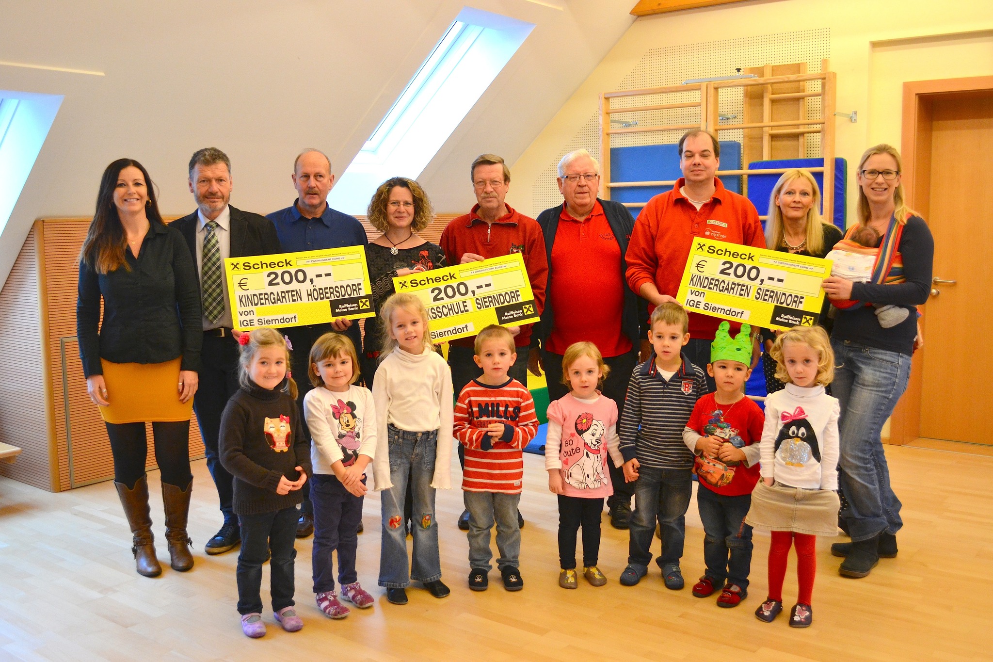 600 Euro für Schule und Kindergärten - Korneuburg