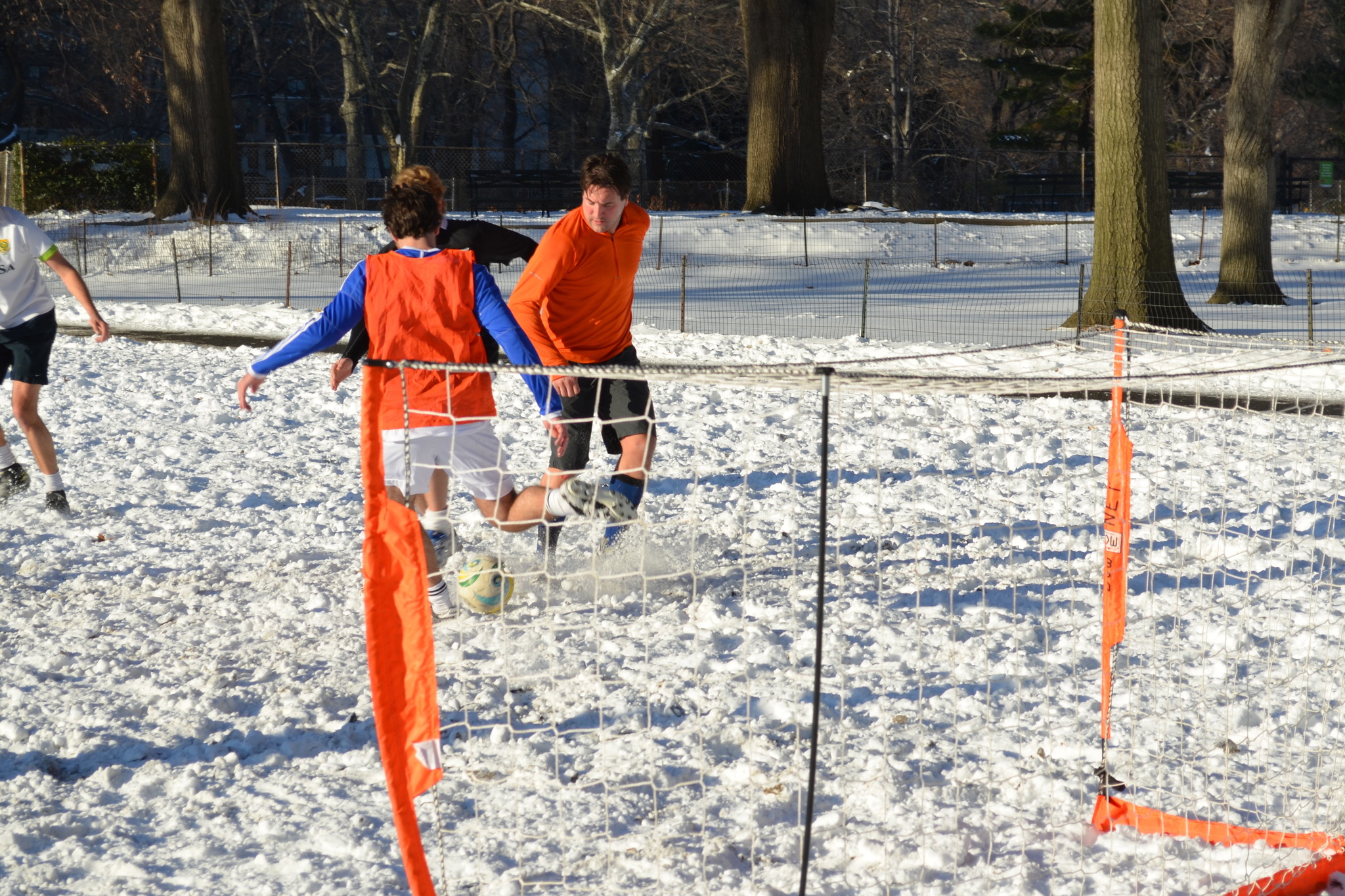 Action und Spaß beim Snow Soccer - Telfs