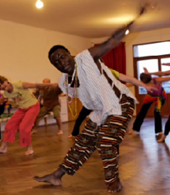 AFRICA DANCE Workshop mit Aliou Dieme am ROSENHOF - Gmünd