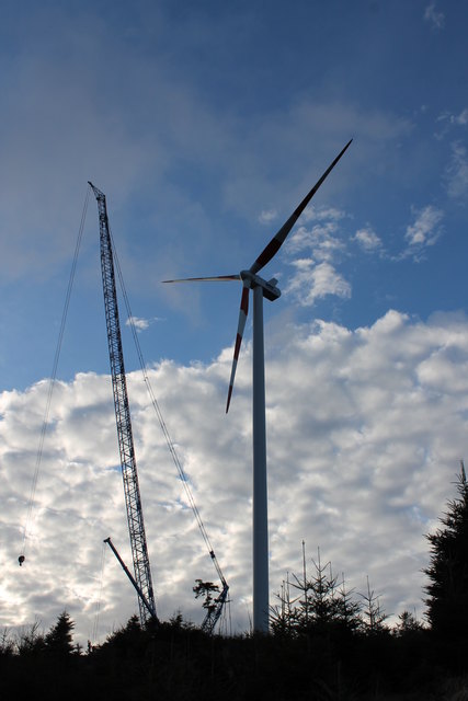 Das erste Windrad ist fertig - Braunau