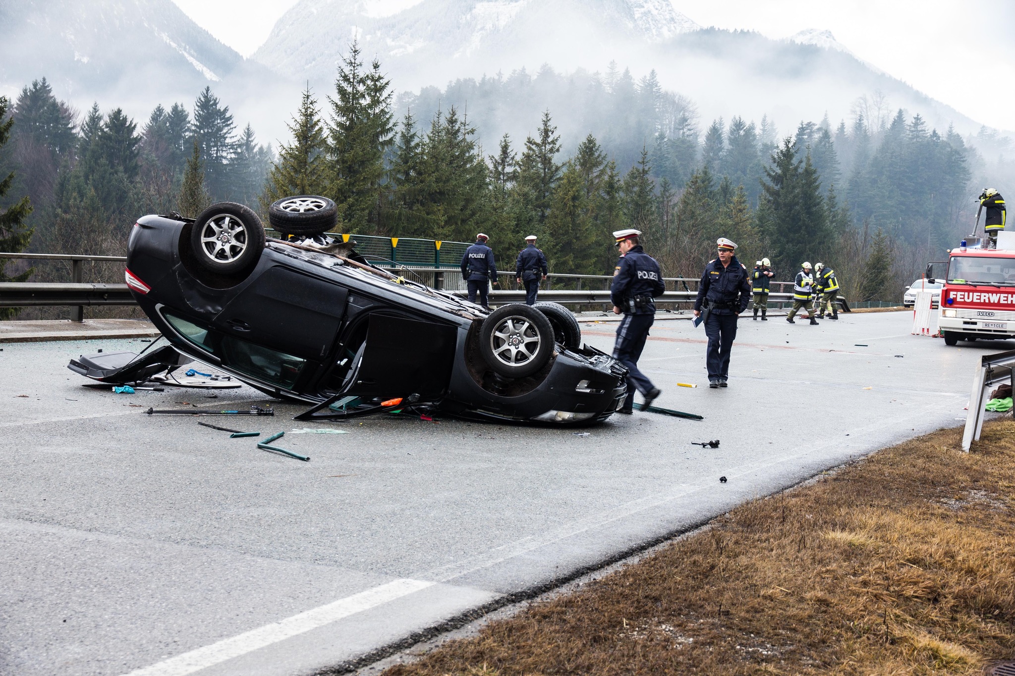 PKW überschlug sich auf der B179 - Reutte