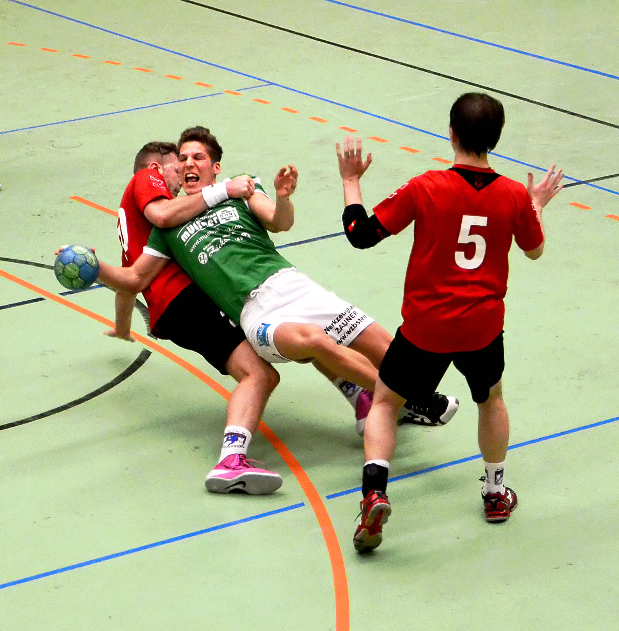 Korneuburg siegt im Handball-Bezirksderby gegen Stockerau mit 33:22 ...