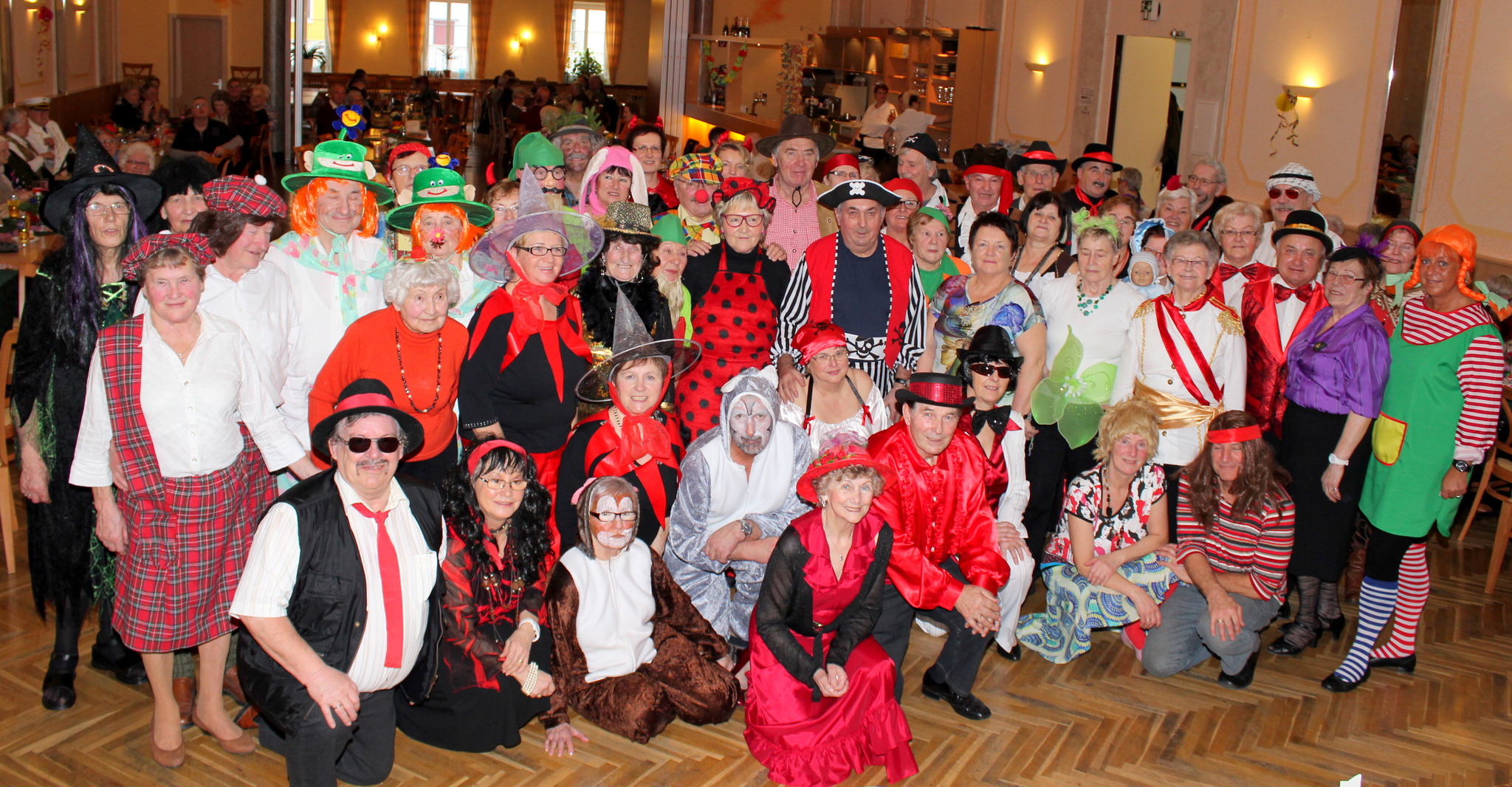 Faschingsgaudi für Senioren - Amstetten