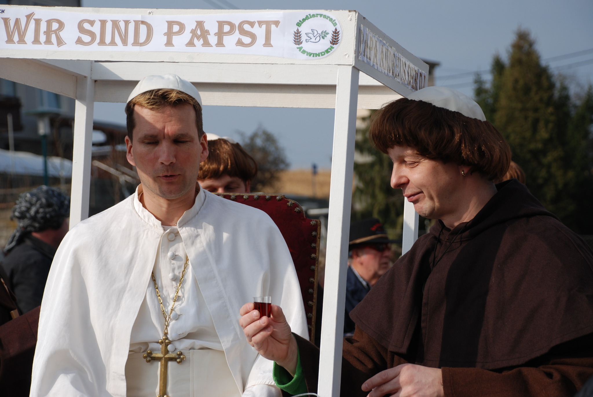 Sensation: Papst "Andreas der DJ" in Abwinden - Perg