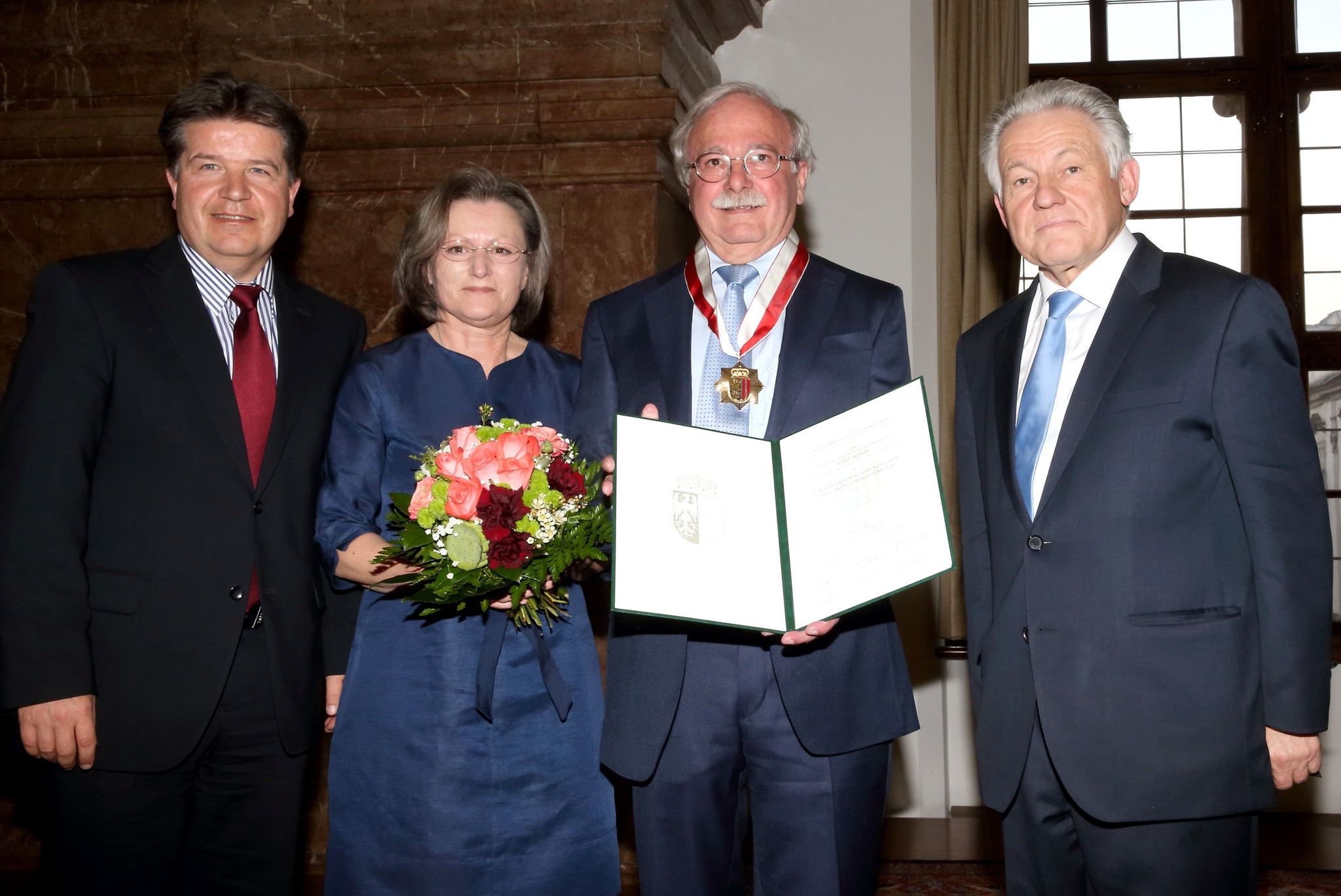 Großes Goldenes Ehrenzeichen für Josef Ackerl - Enns