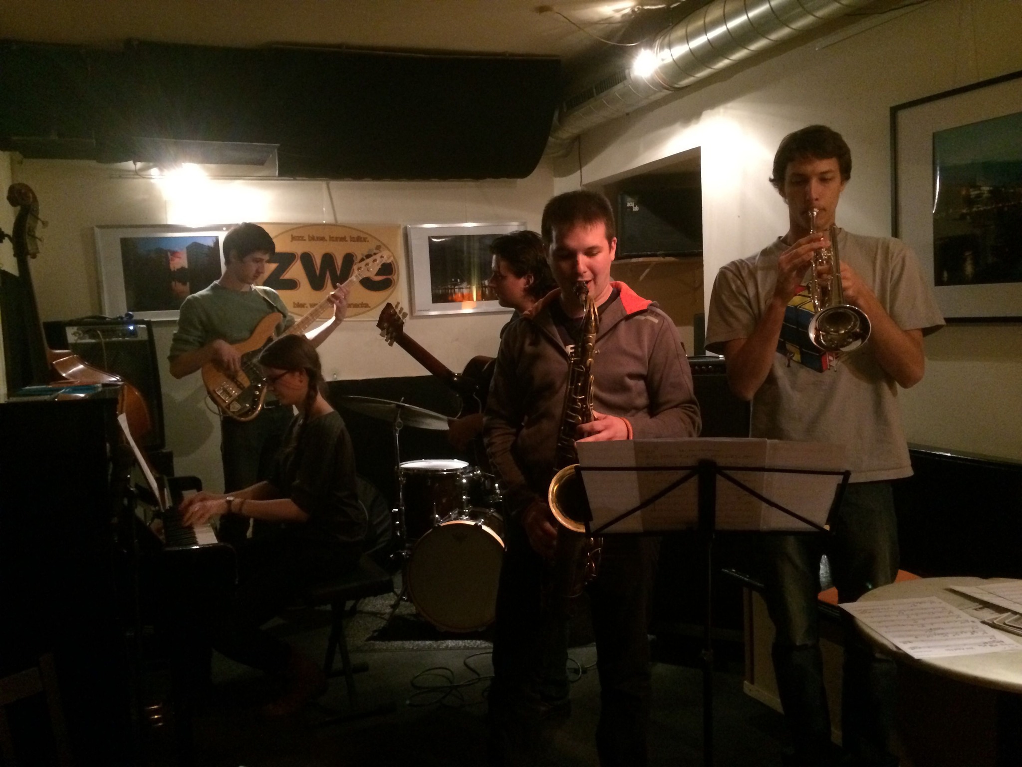 Heute im ZWE... Kons.jazz.session unter der Leitung von Manfred ...