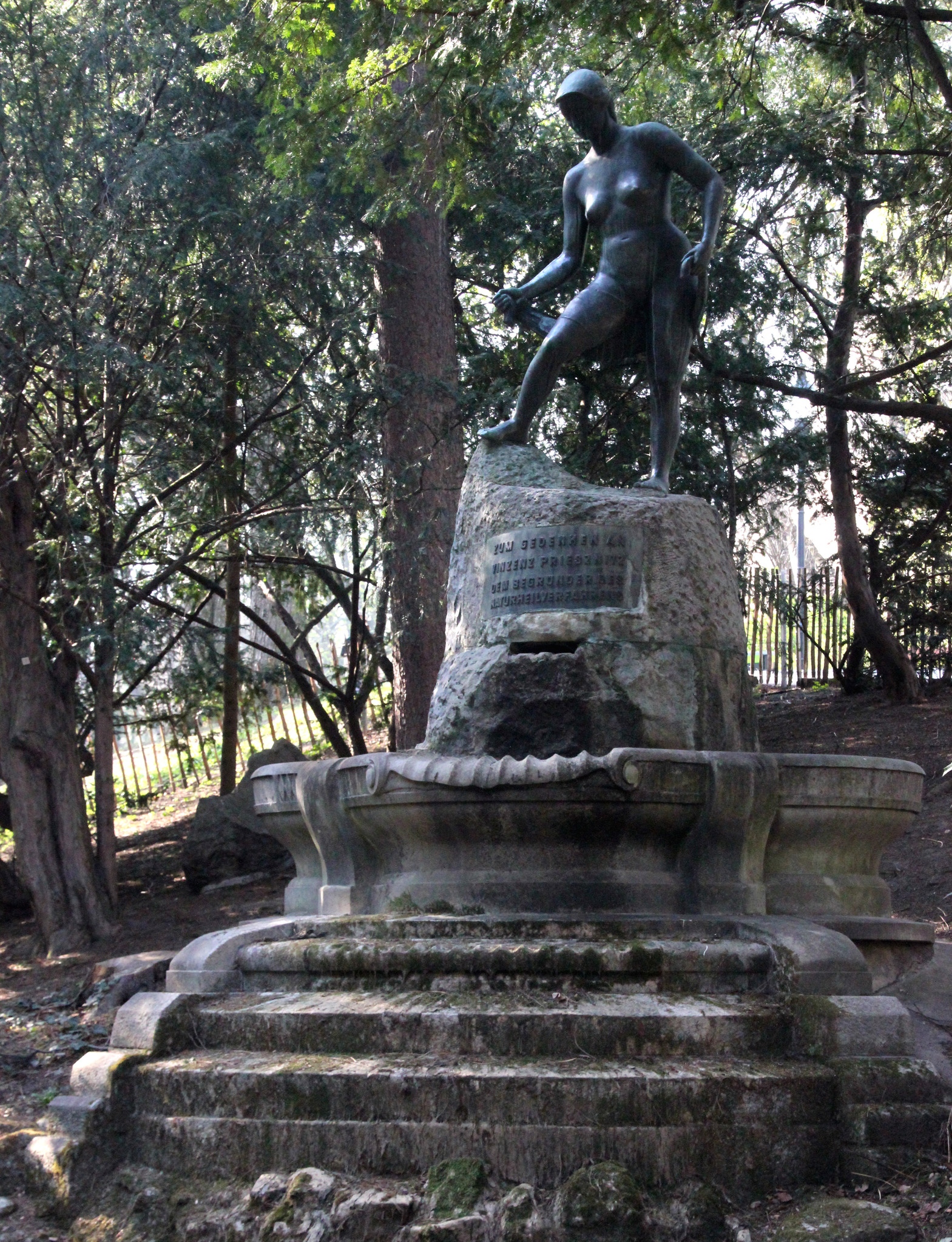 Prießnitz-Brunnen-Denkmal ... - Rudolfsheim-Fünfhaus