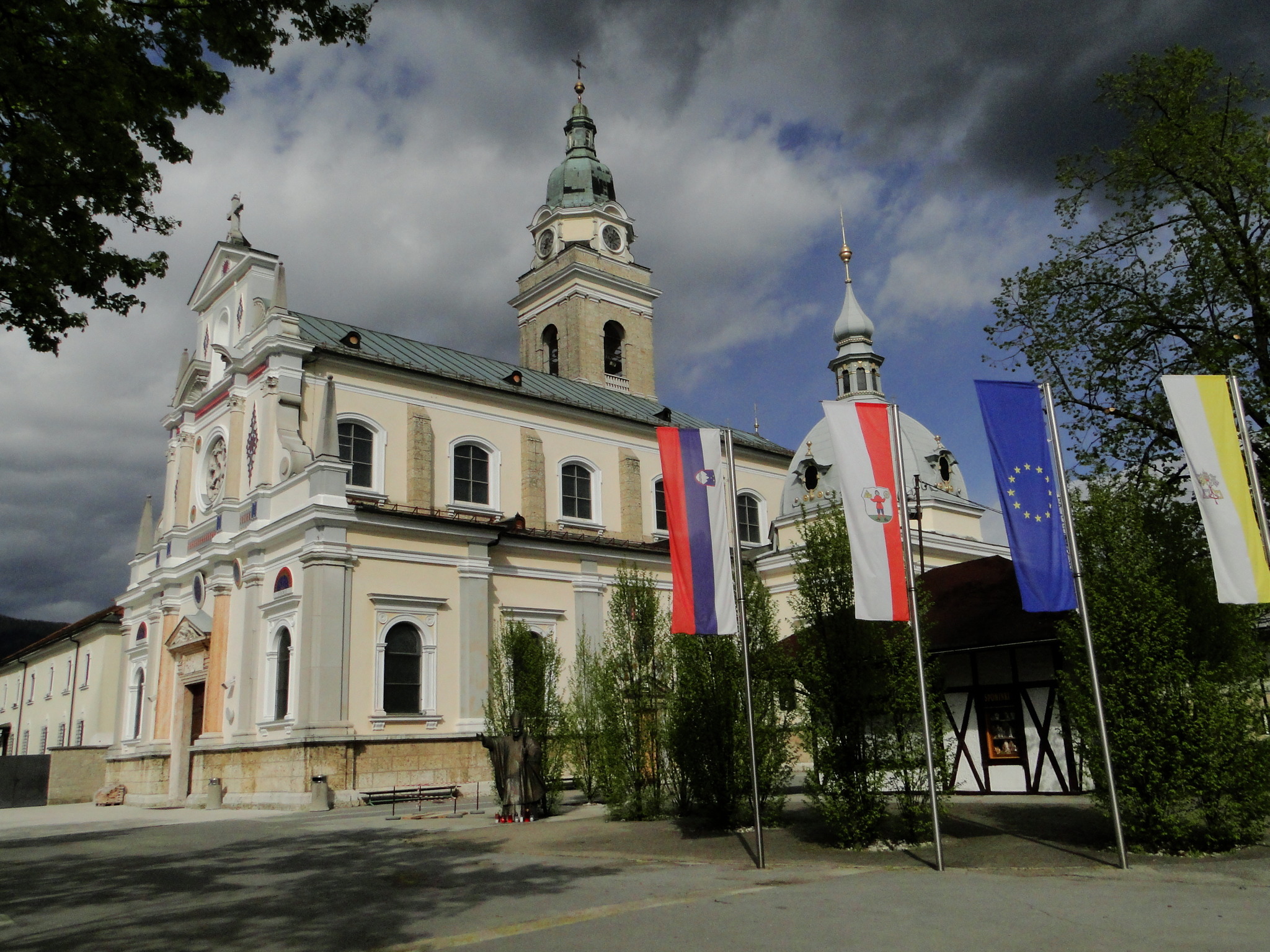 Brezje, (Radovljica) Marienwallfahrtsort in Slowenien - St. Veit