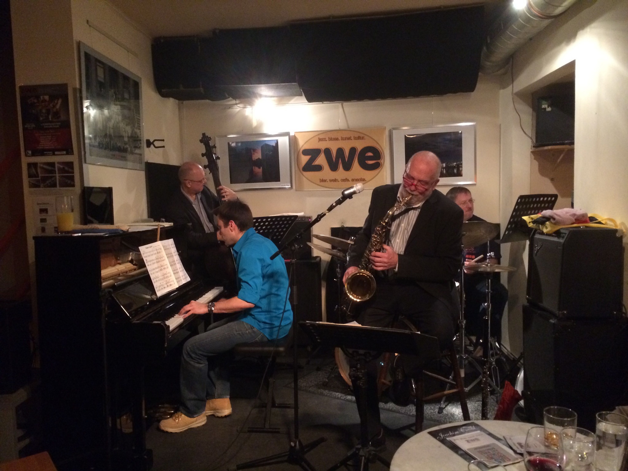 Jetzt im ZWE Jazzahead Picante Latin Jazz Heinz v. Hermann sax Markus ...