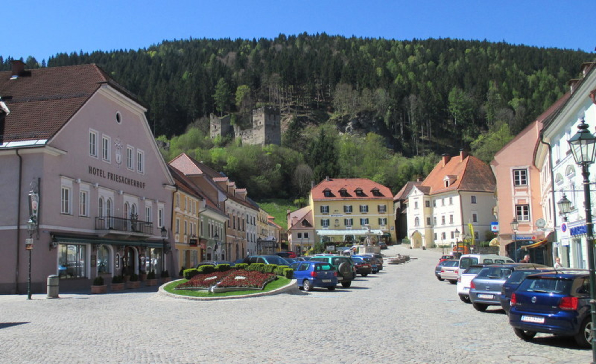 Friesach Hauptplatz - Simmering