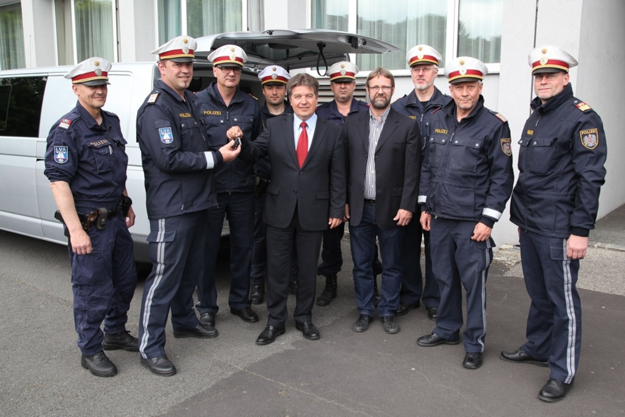 Neues Schwerverkehrs-Kontrollfahrzeug für die Polizei - Linz