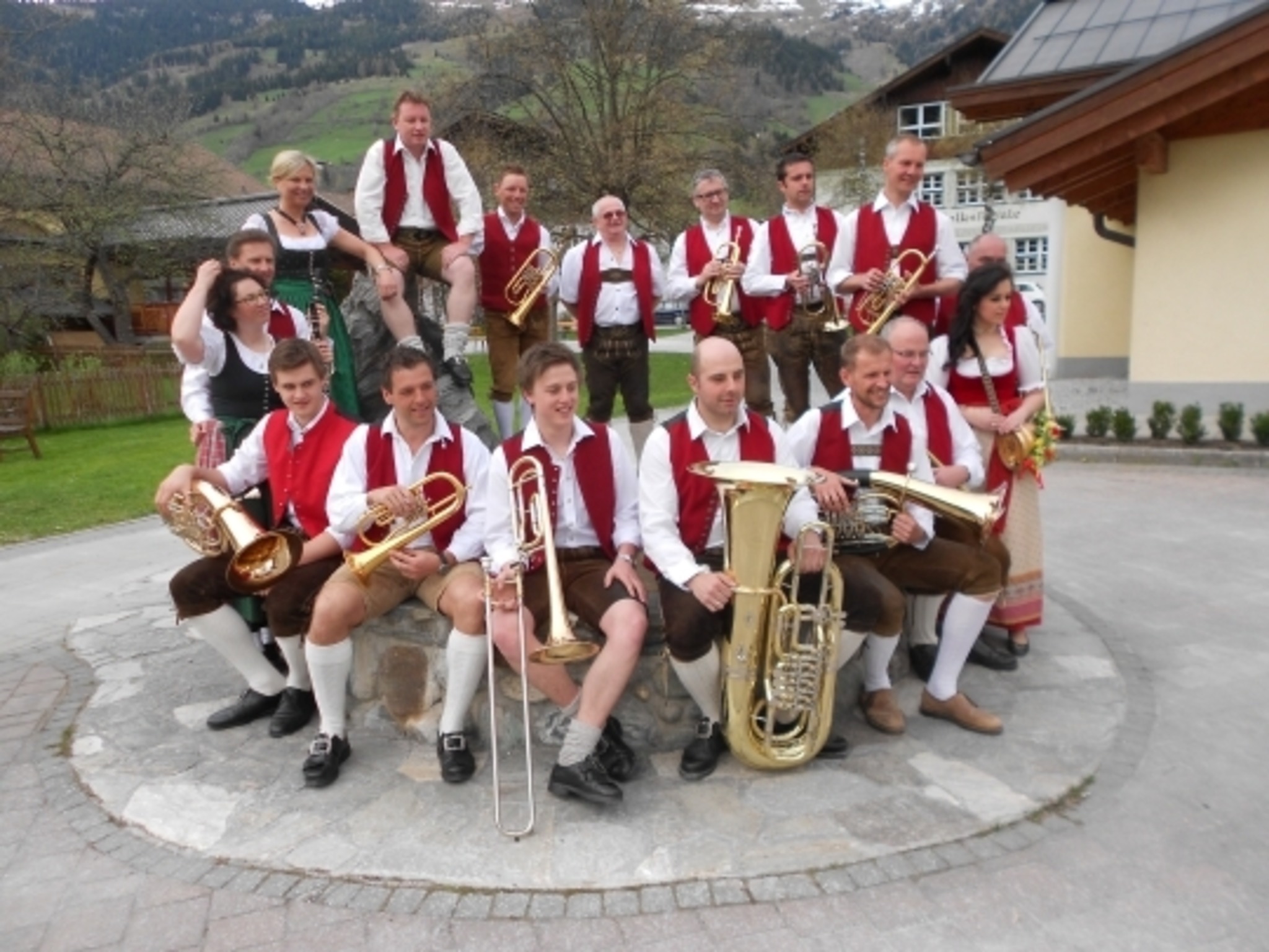 Opening-Konzert der Burggartenkonzerte 2014 | MV DER ÖSTERR. BUNDESBAHNER WELS / STROCHNER ...