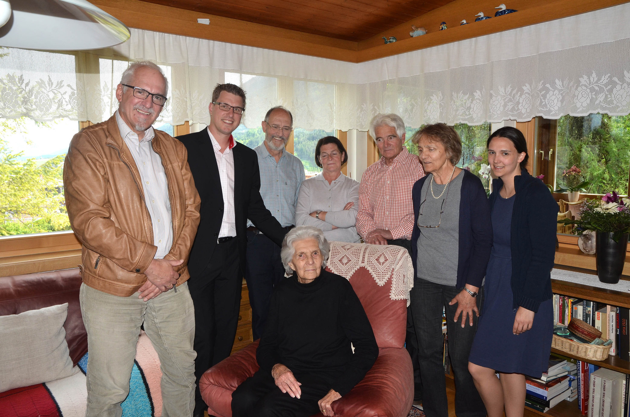 Maria Schwarz feiert 100. Geburtstag in Telfs - Telfs