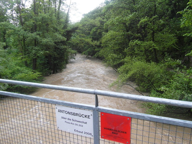 Hochwasser: Die Schwechat zeigte ihre Macht - Baden