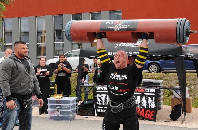 Starke Männer und Frauen in Stans - Schwaz