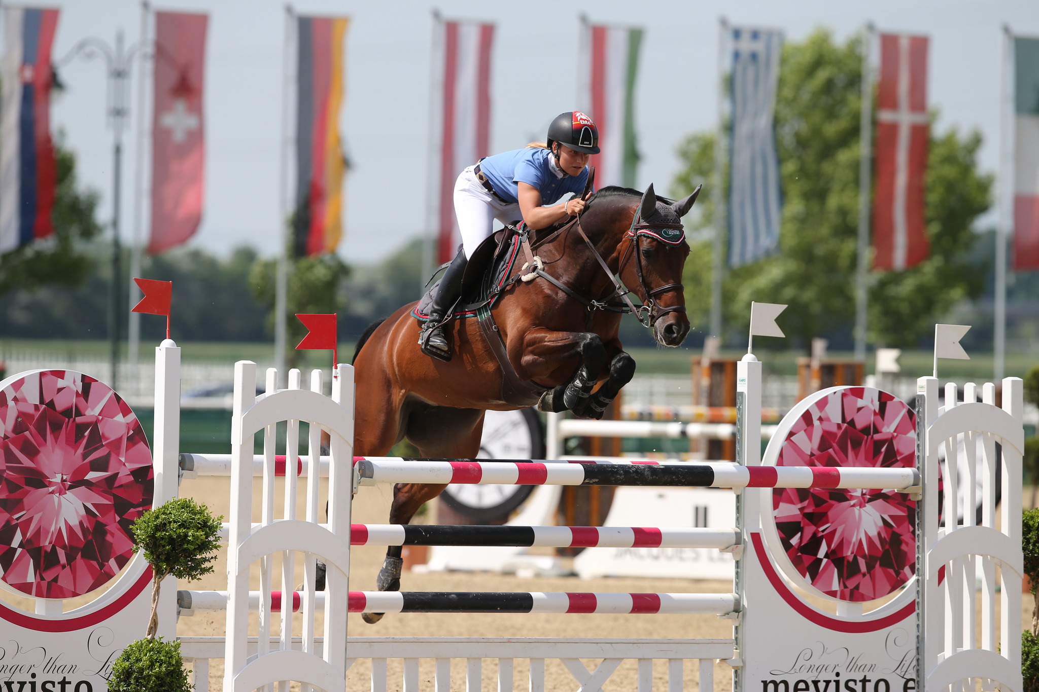 Geoff Billington (GBR) gewinnt das erste Weltranglistenspringen von ...