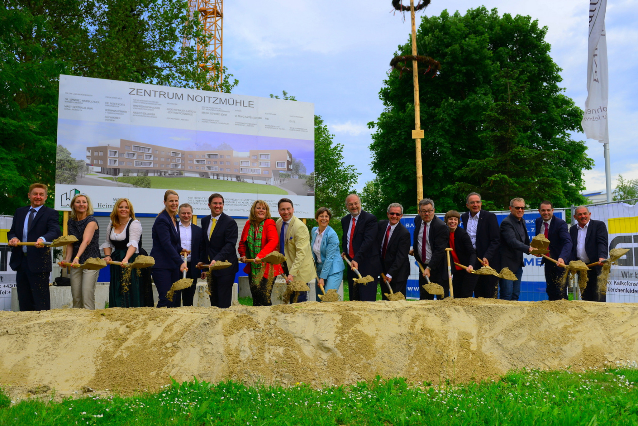 Spatenstich für das Zentrum Noitzmühle - Wels & Wels Land