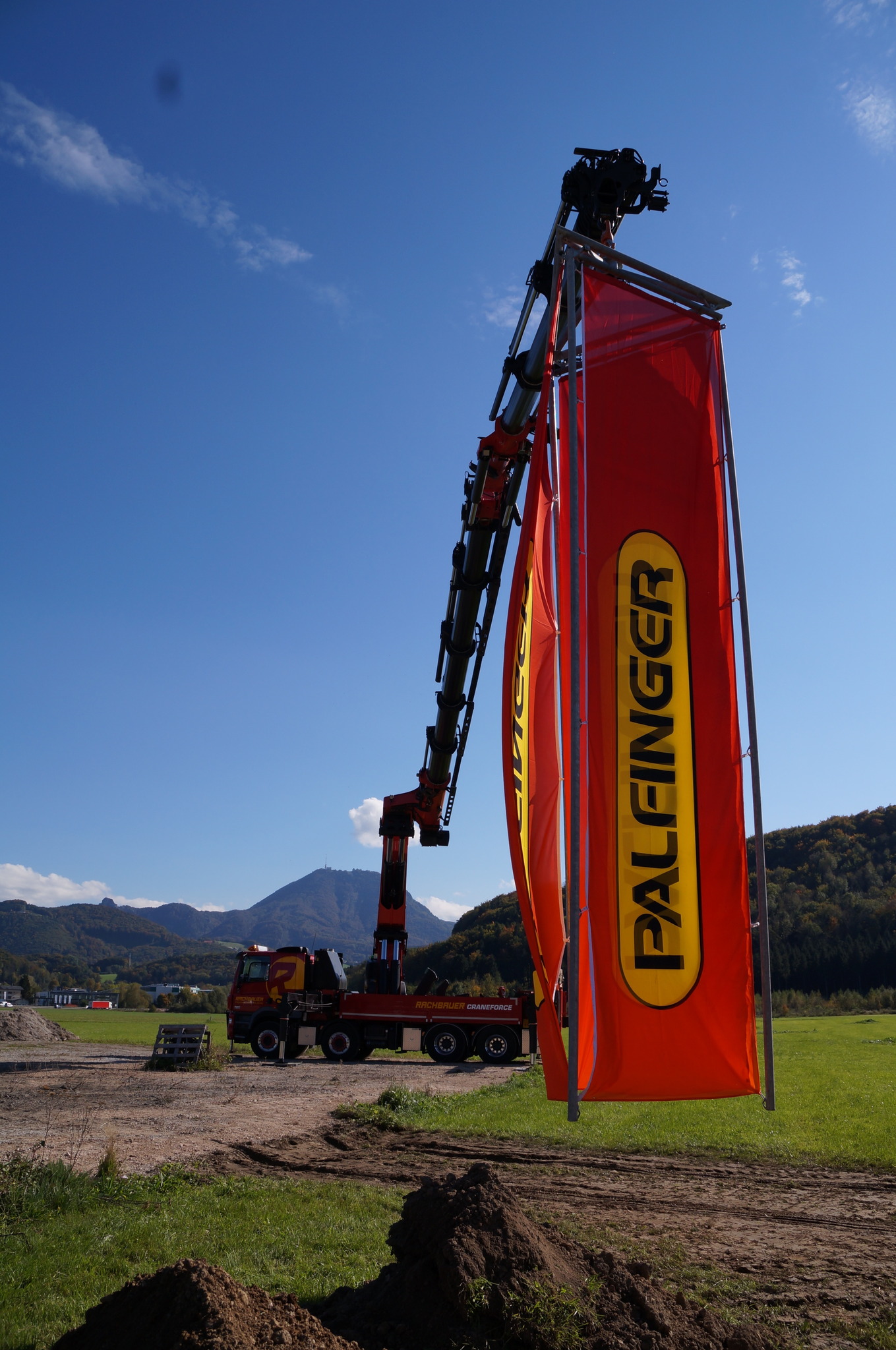 Palfinger beteiligt sich an argentinischer Firma - Flachgau