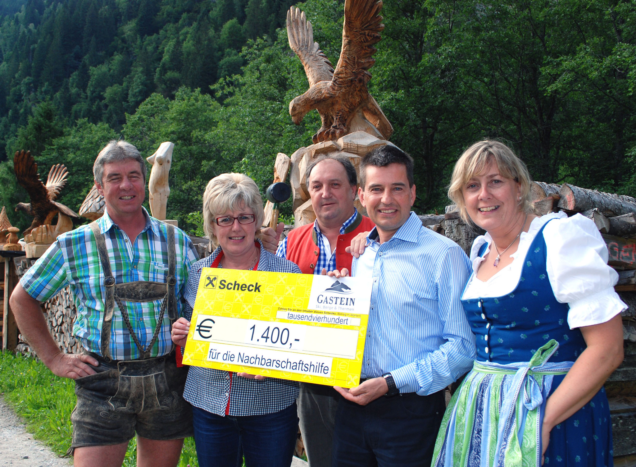 Holzkünstler schuf Auerhahn - Lungau