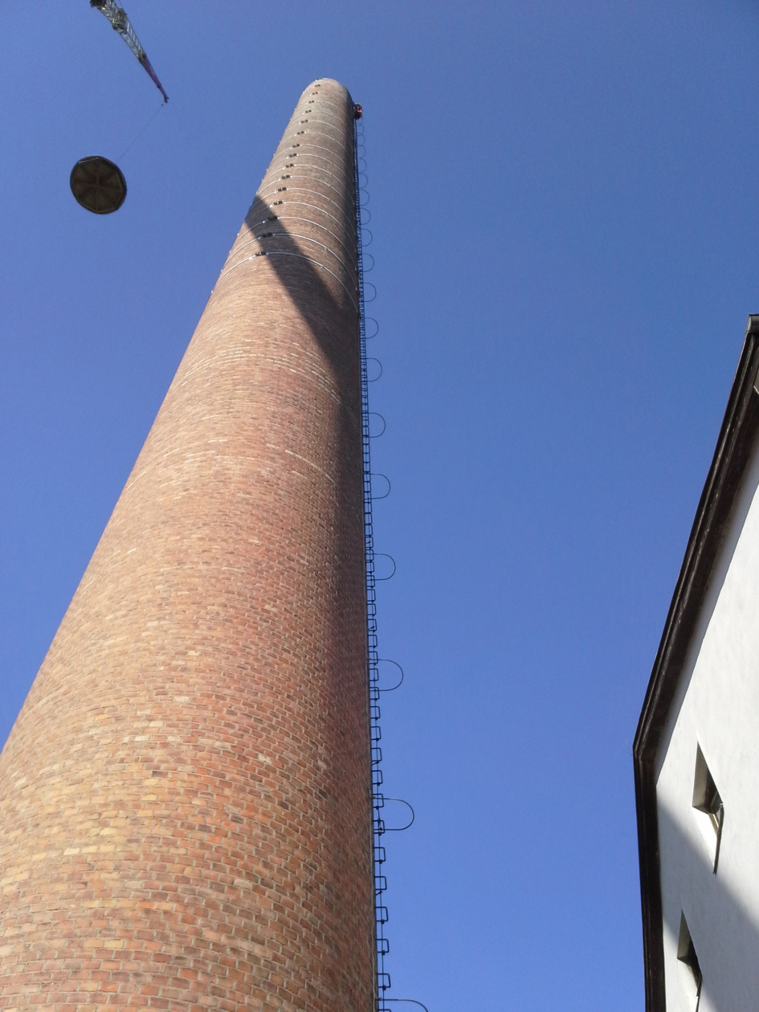 Schlot in Neubruck spektakulär saniert - Scheibbs