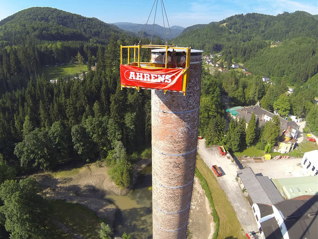 Schlot in Neubruck spektakulär saniert - Scheibbs