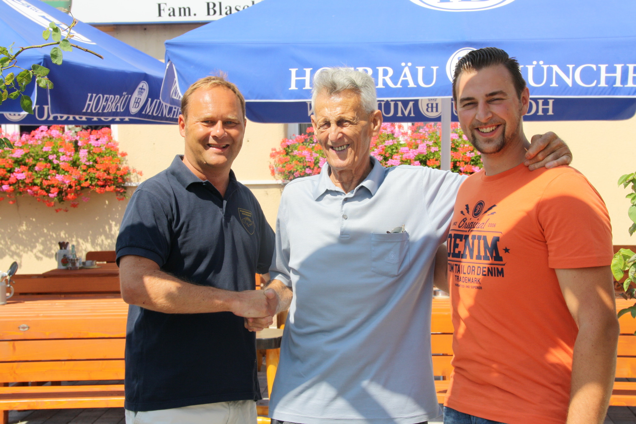 Ferdinand Pechter feiert seinen 90. Geburtstag. - Schwechat