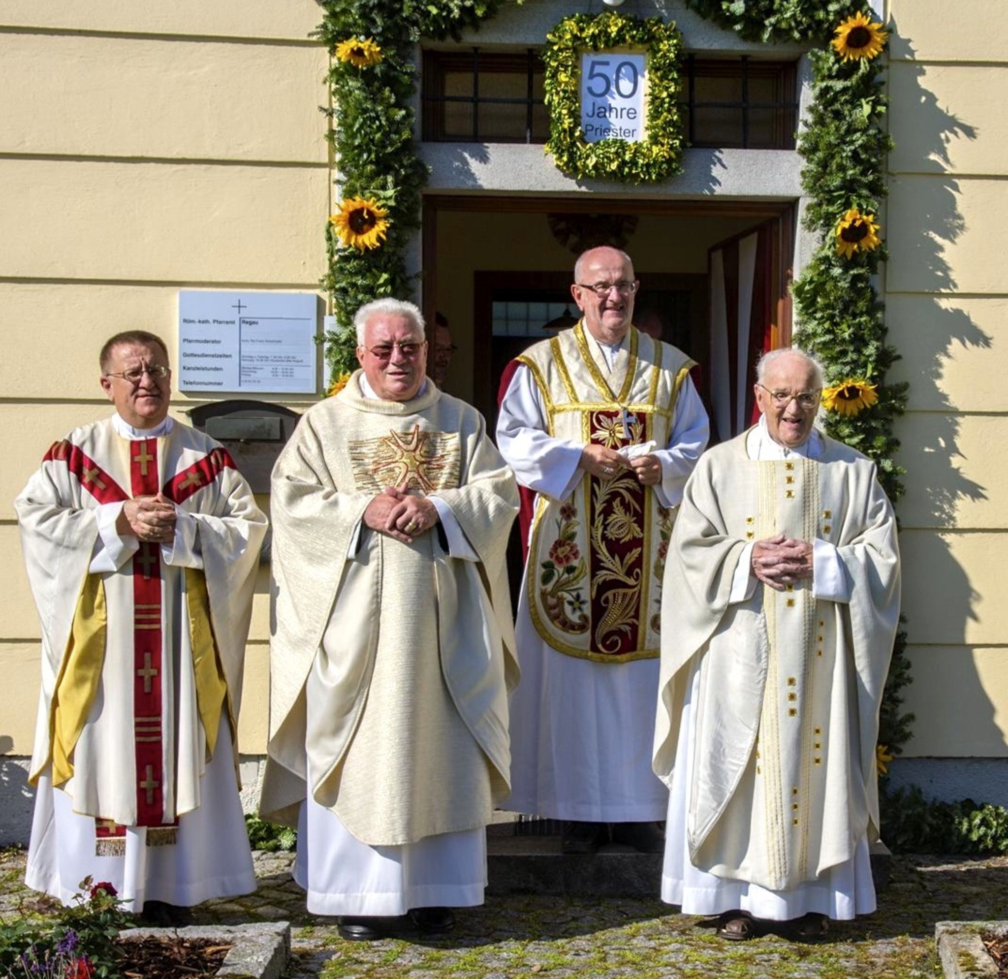 Pfarrer Hörtenhuber feierte goldenes Priesterjubiläum - Vöcklabruck