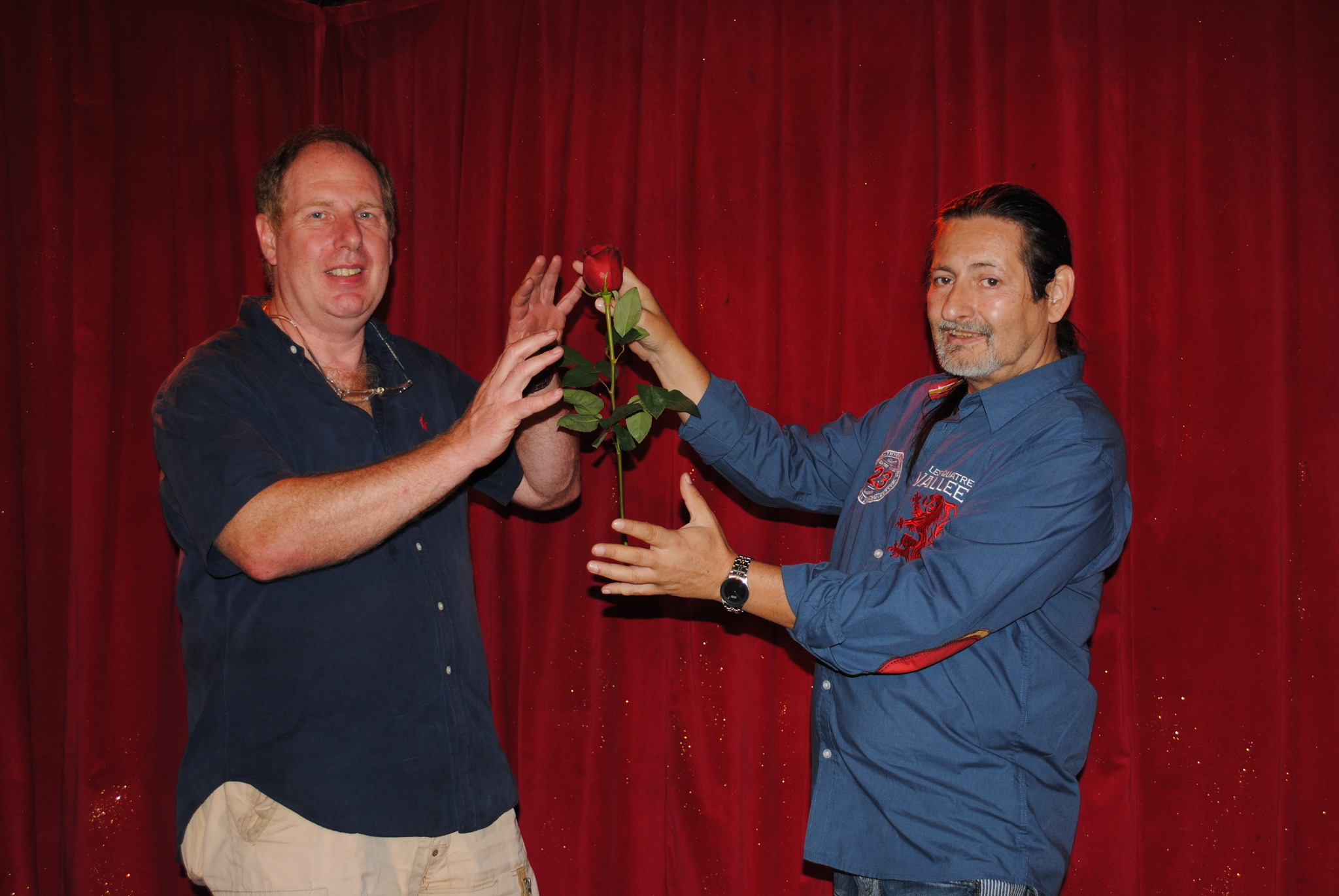 Magier sucht zauberhafte Assistentin - Simmering